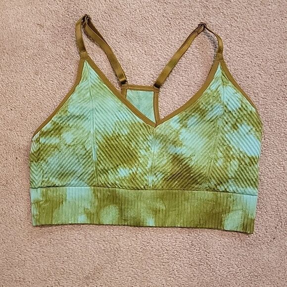 PINK Victoria's Secret | Tops | Pinkactivebratopmed | Poshmark
